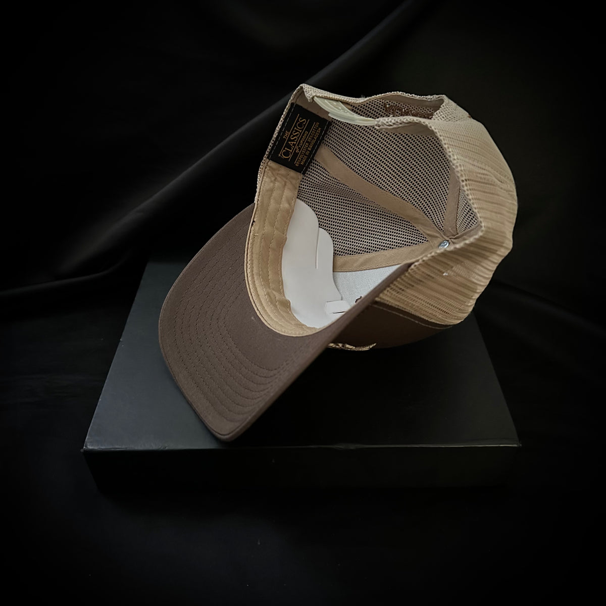 ADT Brown & khaki – almadetoro